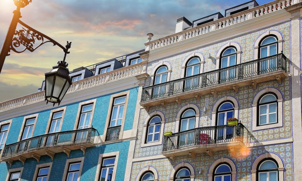 Exploring Chiado: A Journey Through History & Charm - The Lisbon Guide ...