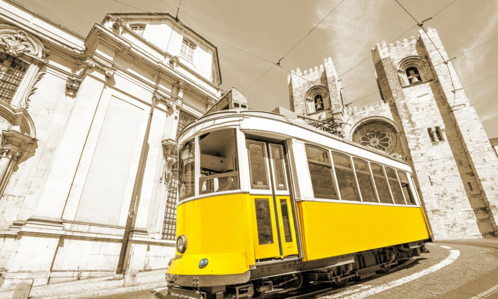 Tram 28 in Lisbon: Navigating the Historic Routes - The Lisbon Guide ...