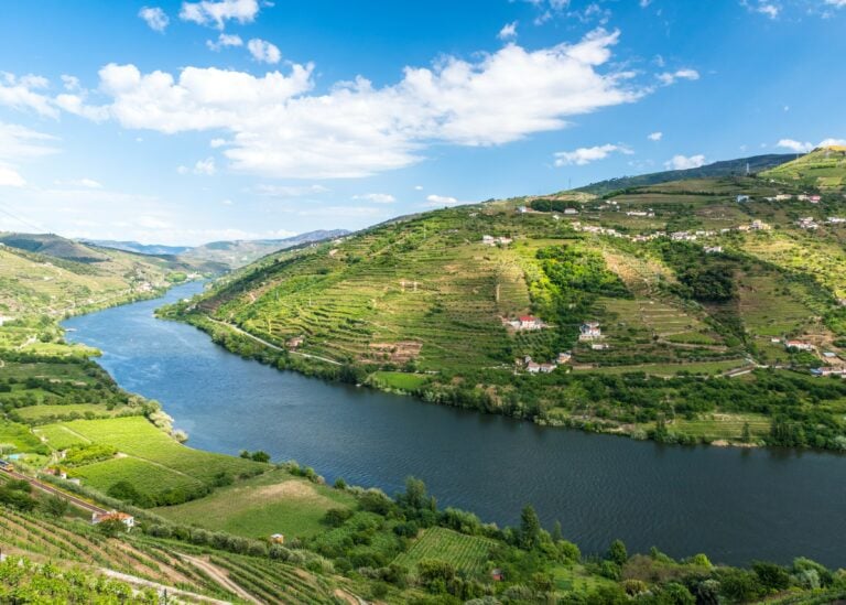 7 Most Amazing Wineries to Visit in The Douro Valley - The Lisbon Guide ...